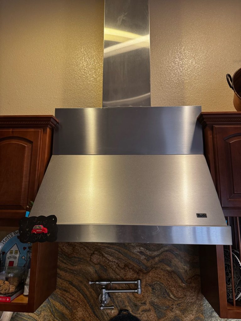 Range Hood Lost Suction Power: Clogged Filters Or Worn Motor? | Repair ...